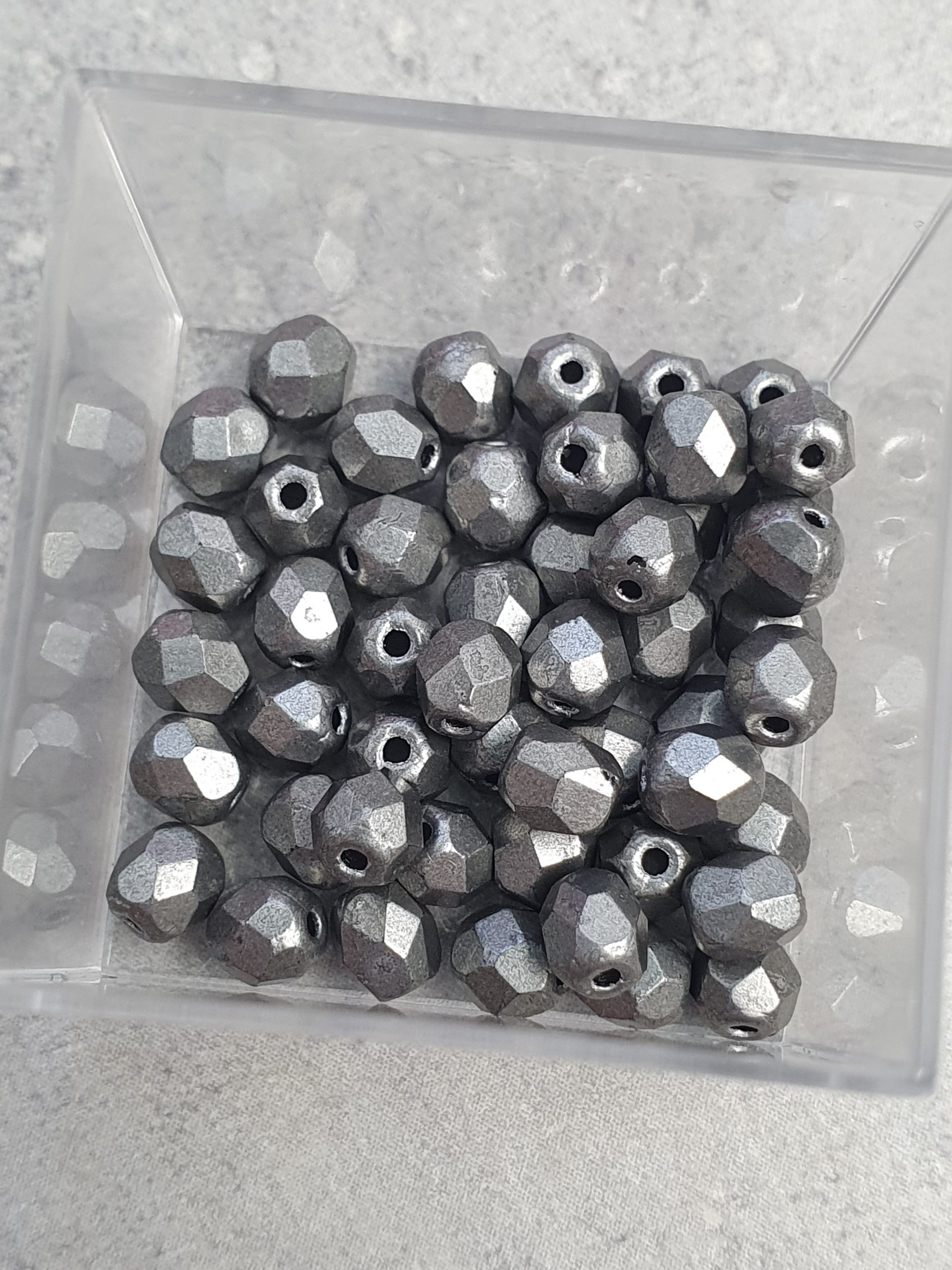 FirePolish Saturated Metallic Frost Gray - ca. 4mm, (ᴓ 0,8mm) - Glas ...